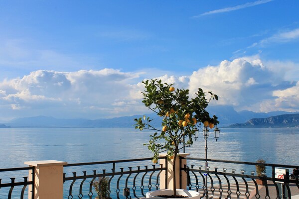 La Vista Postcard Hotel - Lazise