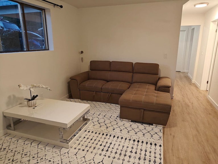 2br Lux Apartment | 5 Mins From Airport | Pets+ - Burien, WA