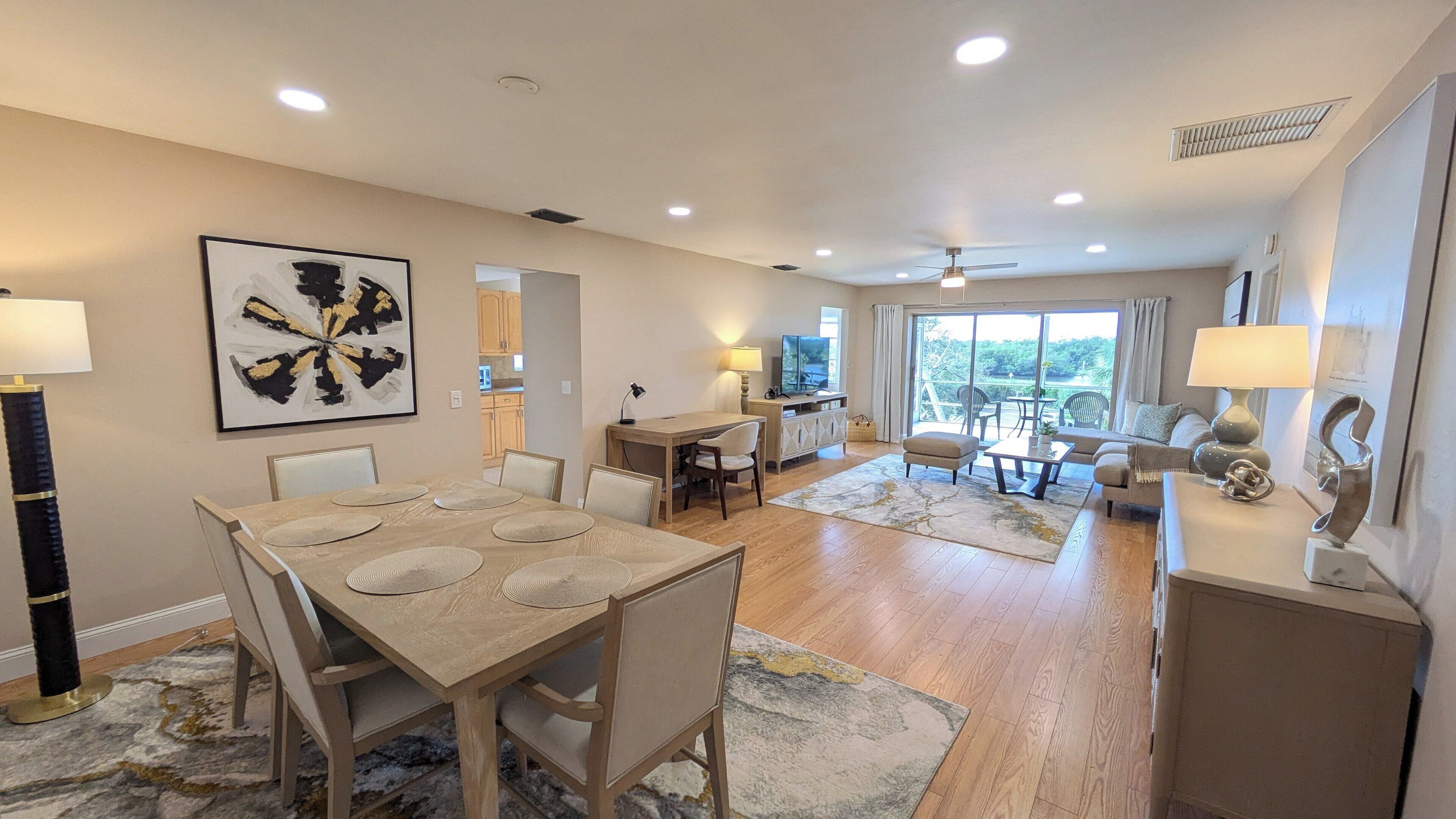 Gulf Access Canal Home: Beaches! Bring Your Boat. 3 Br, Wifi, Kayak, Waterfront - Estero, FL