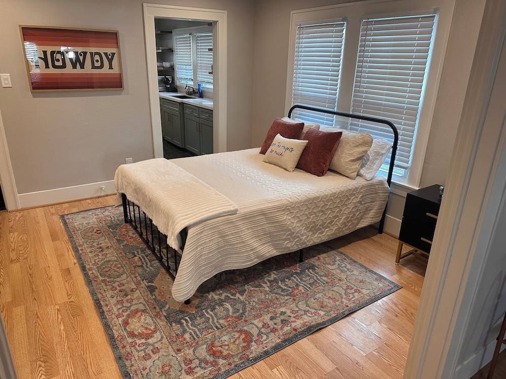 Heights Haven - A Charming bungalow in the fabulous Houston Heights ...