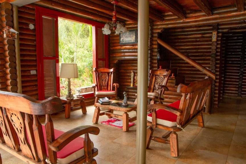 Hermosa Cabaña En Medio Del Bosque(apta Para Mascotas). - Anolaima