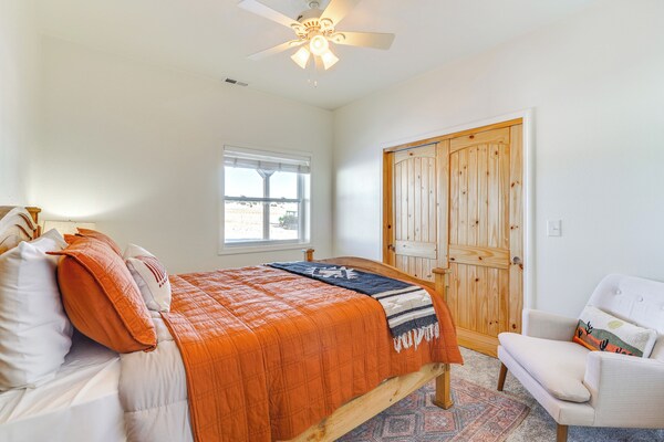 Mtn-view Hideaway W/ Wood Stove In Pueblo! - Colorado