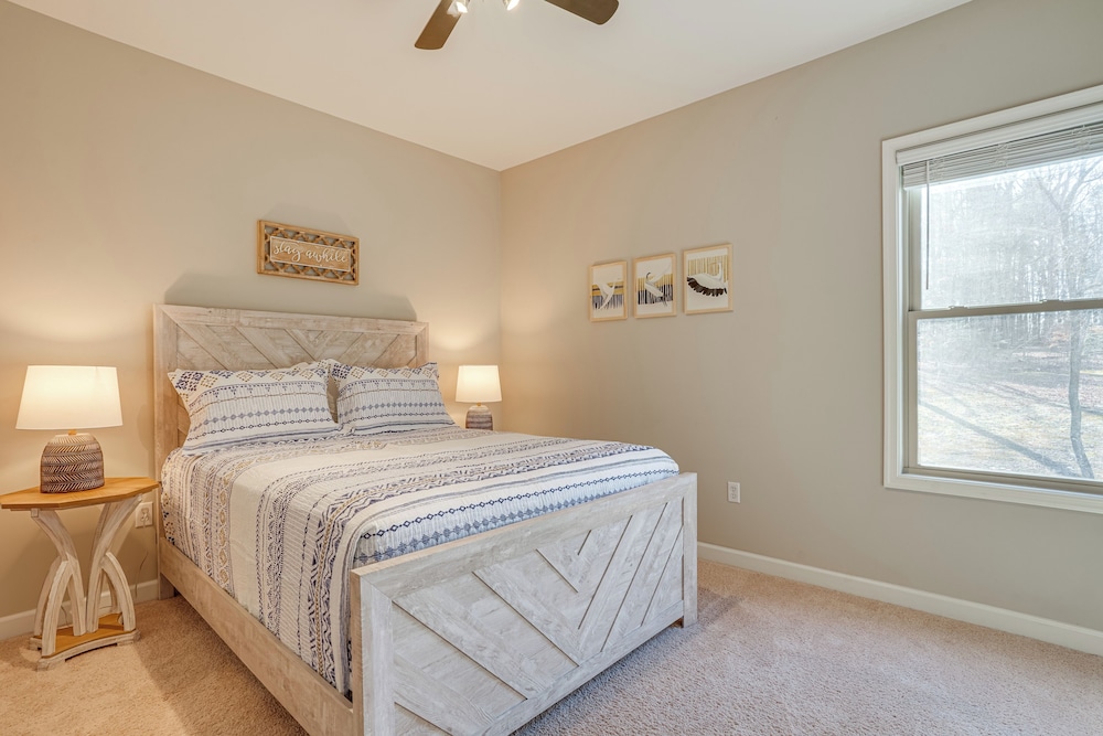 Hot Tub & Amenity Access: Lake Anna Retreat! - Lake Anna, VA