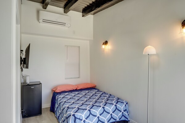 Mountain Views: Minimalist California Studio - Frazier Park, CA