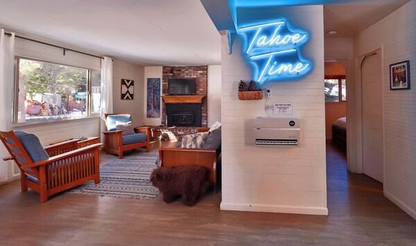 Charming Cherokee Cabin Secluded Stay For 6 Just 10 Minutes To Tahoe! - Grover Hot Springs State Park, Markleeville