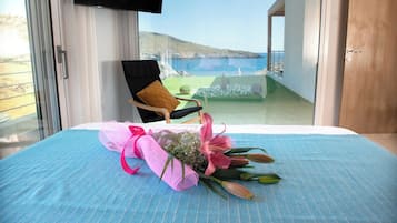 Villa Deluxe, vista para a praia | 2 quartos, quartos insonorizados, ferro/tábua de engomar, Wi-fi grátis