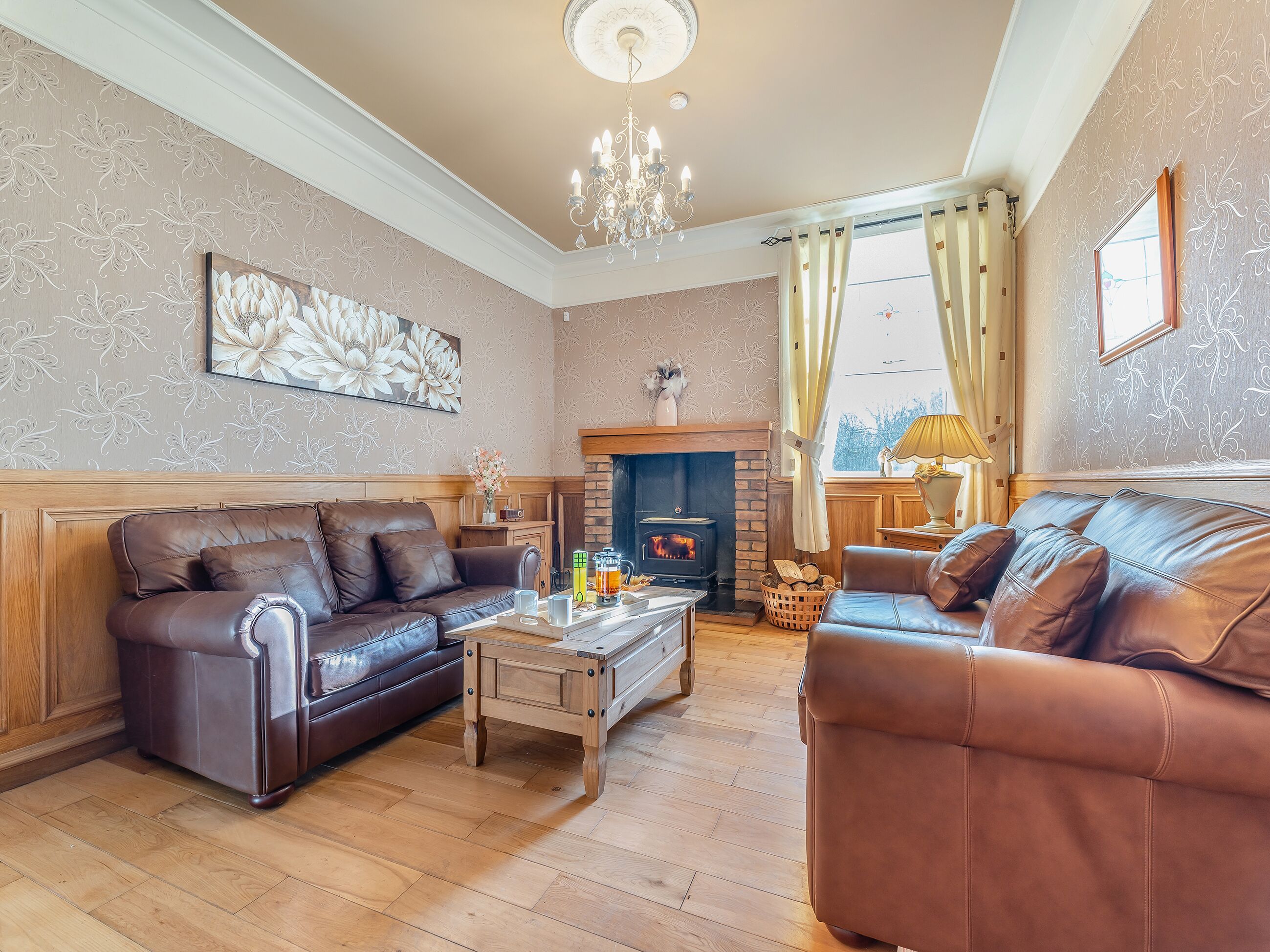 Escape To Our Luxurious Four-bedroom House In Secluded Ashgill Near Lanark. - Motherwell