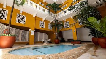 Piscina externa