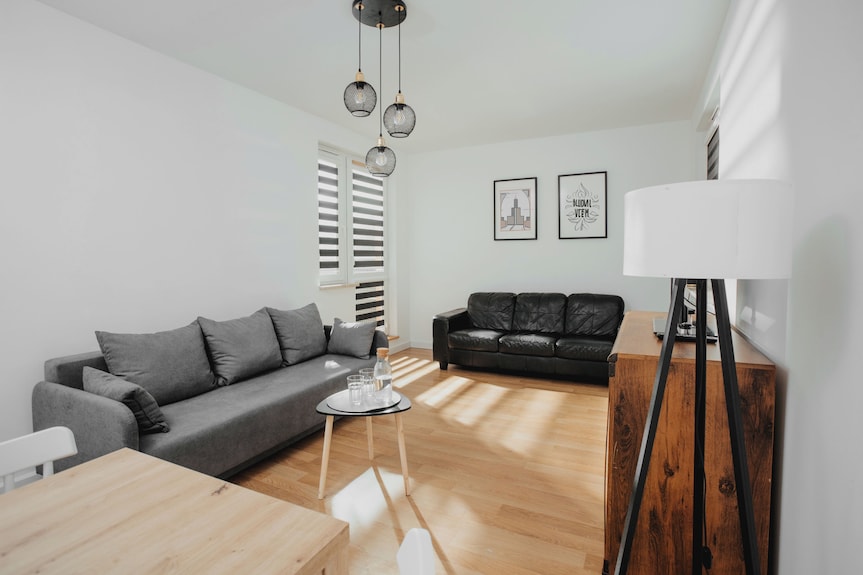 Charming 2-bedroom Condo With Wifi In łóDź - Łódź