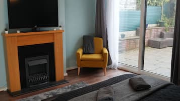 Quarto Duplo Premium, 1 cama king-size, não fumadores | Secretária, secretária adequada para computadores portáteis