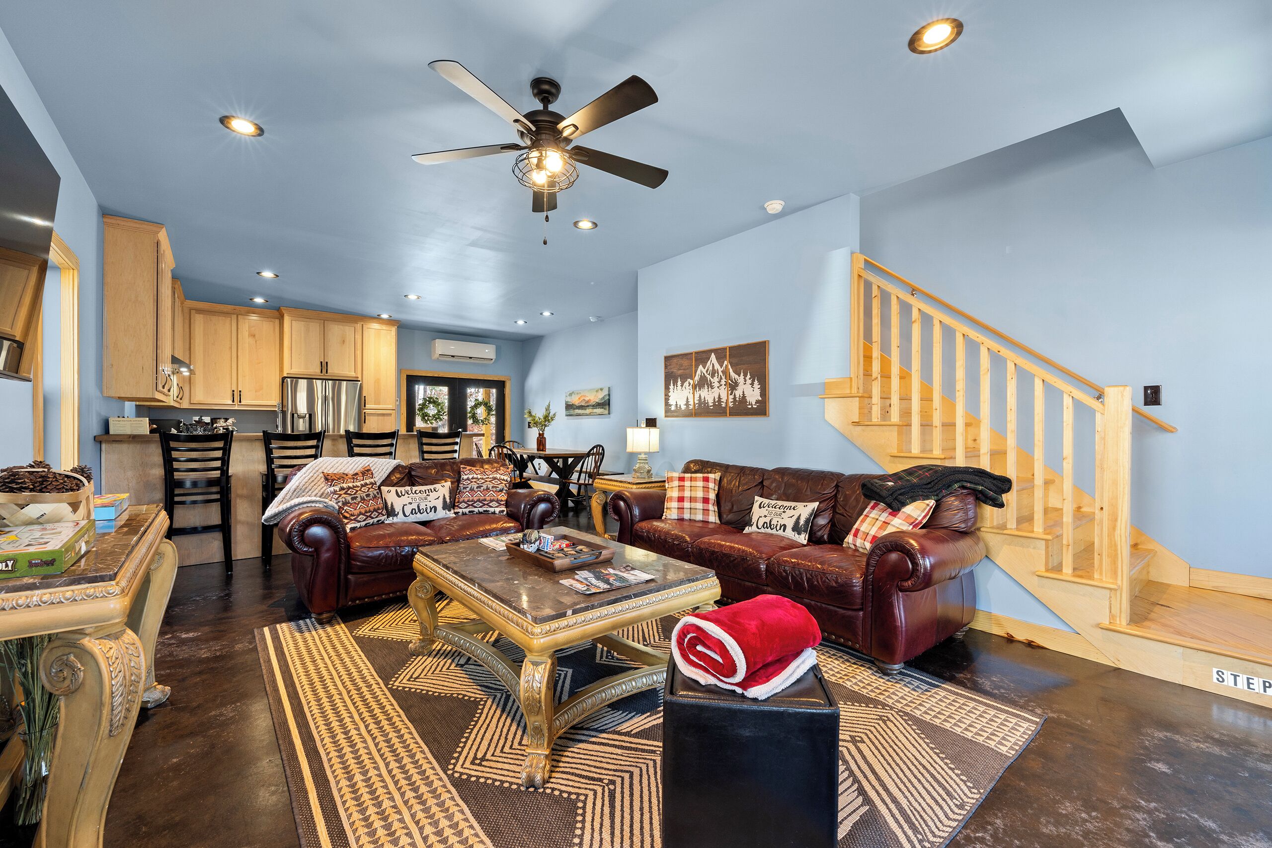 Cozy 3-bedroom Cabin In Dahlonega With A Vibrant Game Room! - Suches, GA