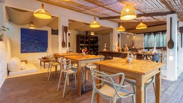 Pequeno-almoço continental diário incluído