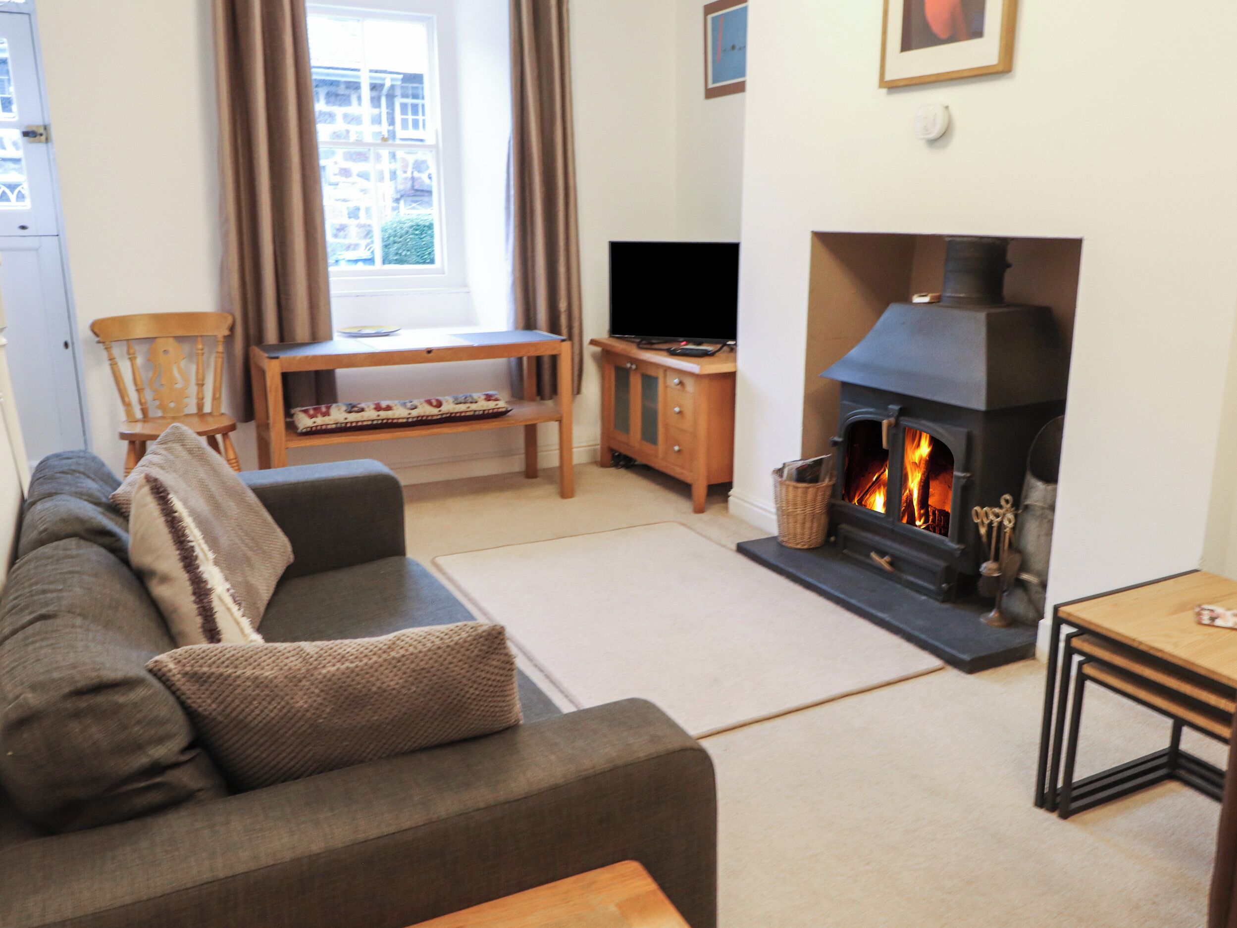 Ty Glyn, Pet Friendly, Character Holiday Cottage In Beddgelert - Beddgelert