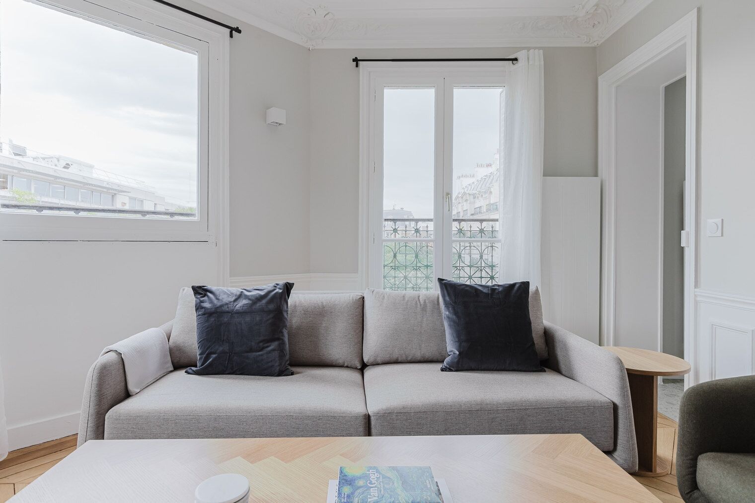 Blueground | Batignolles, Near Markets & Shops - Place Vendôme