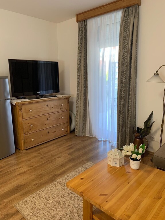 Kőnig Apartman Ii./róza Apartman/ 300 Méterre A Hévízi Termál Tótól! - Balaton