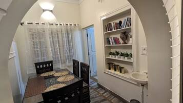 Apartamento de Luxo | Refeições no quarto