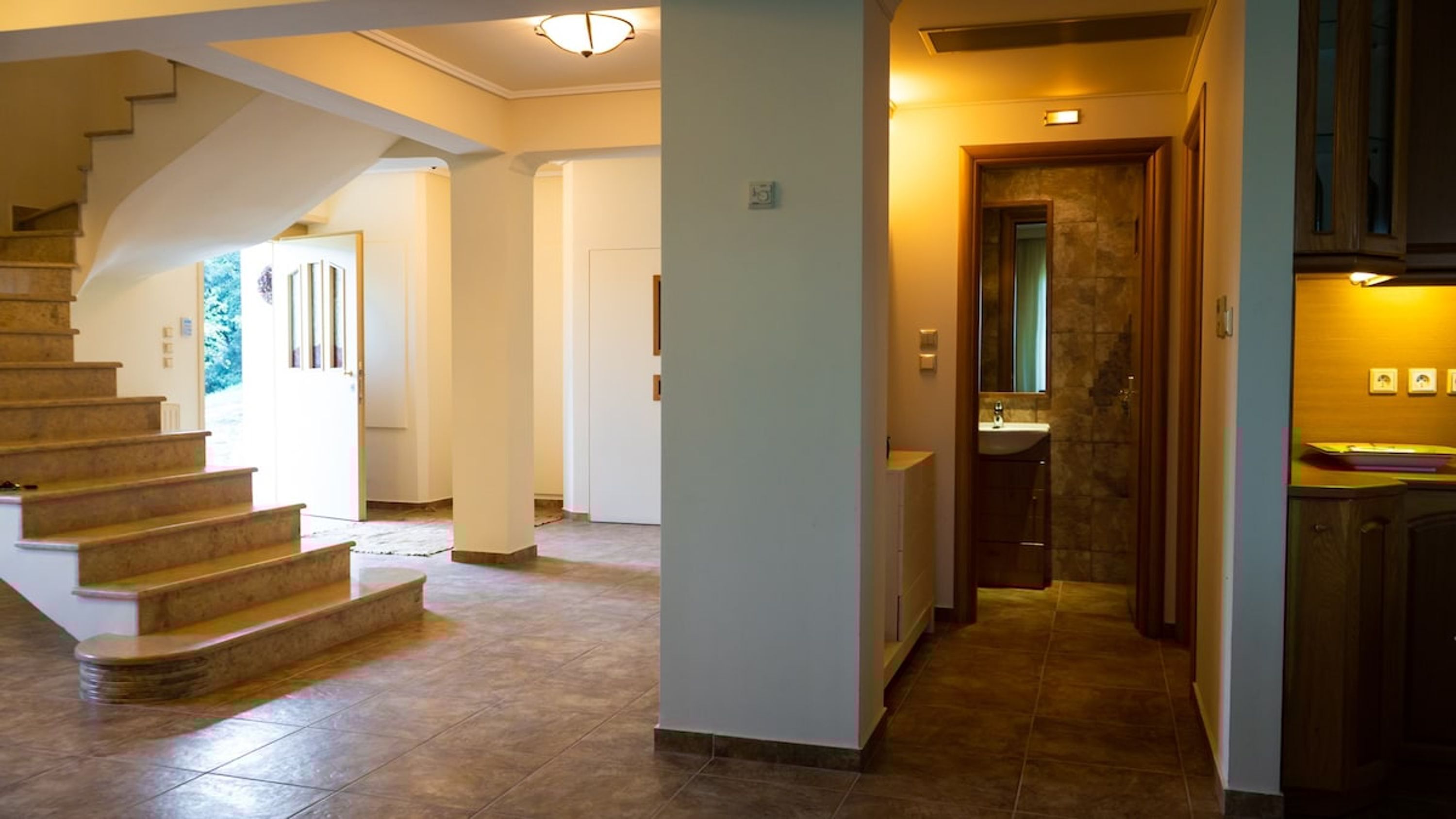 Vila | 4 quartos, escrivaninha, quartos à prova de som