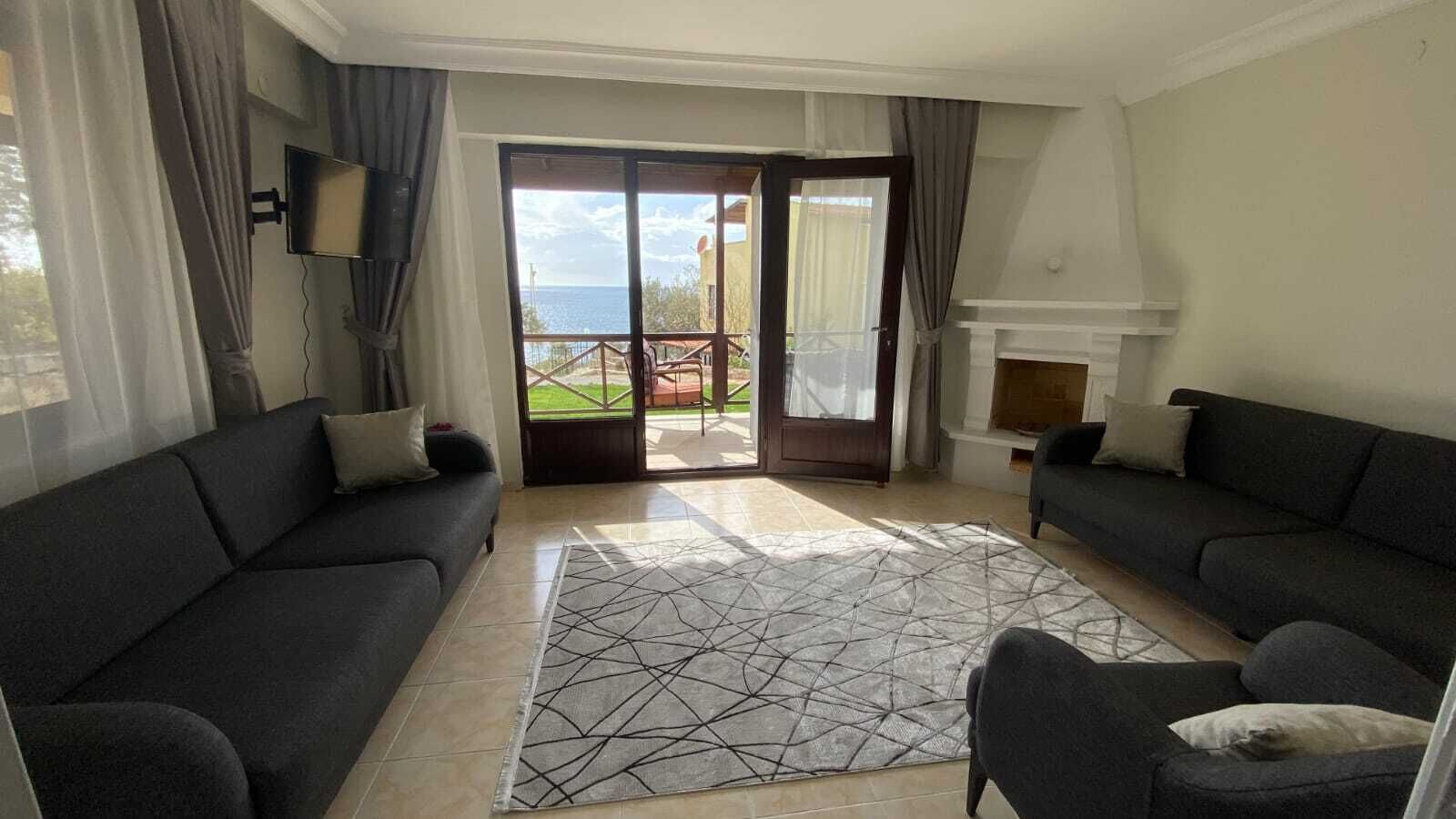 Villa With Private Pool By The Sea - Çanakkale