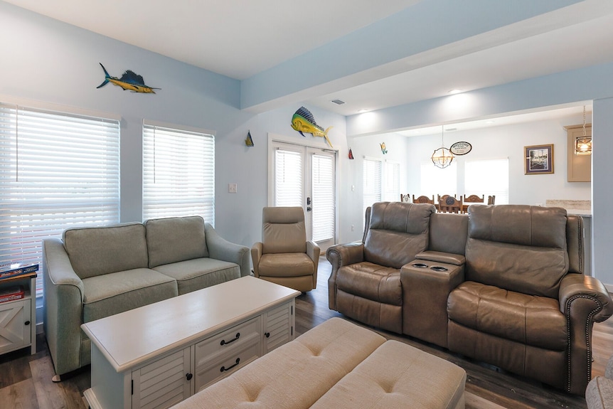 8 Br 6 Ba, Gulf & Lagoon Views, Beach Chairs, Toys, Tents, Coolers, Ice Machine! - Gulf Shores, AL