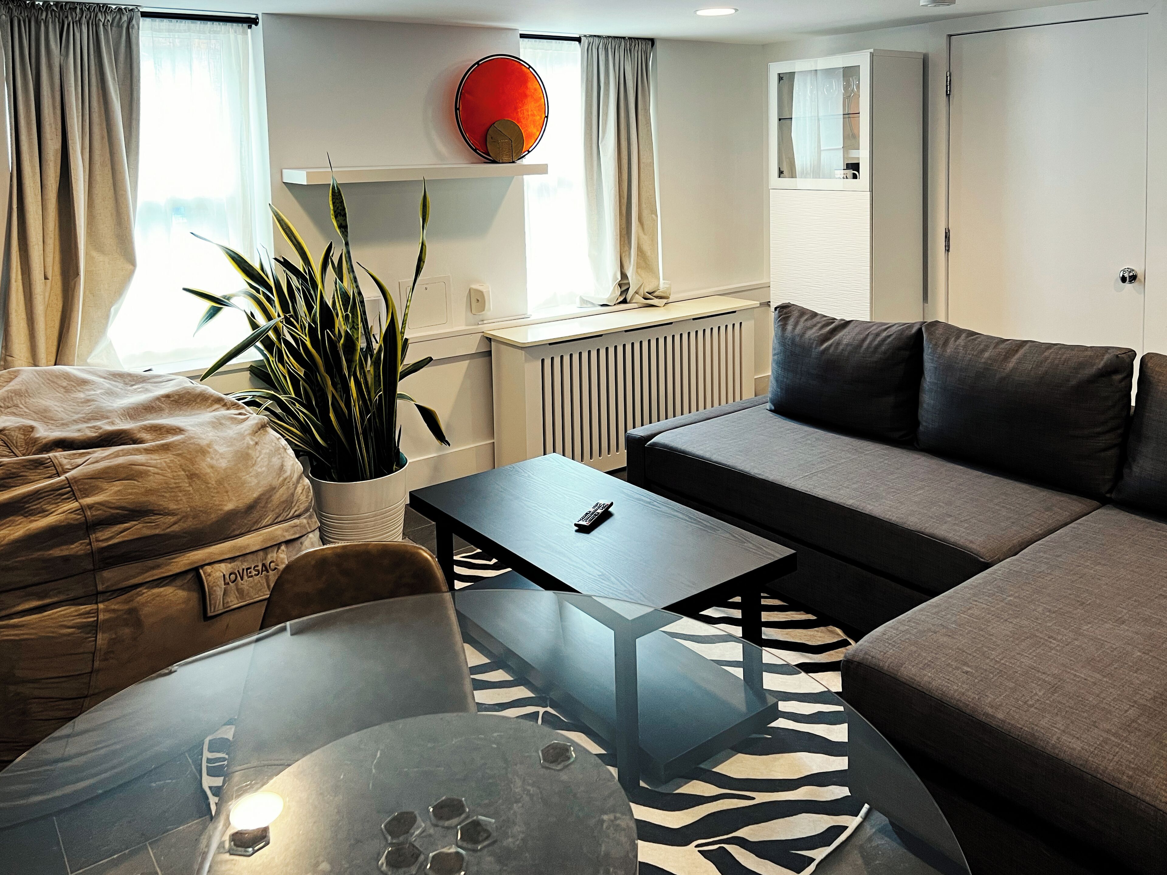 Chic 1-bedroom In Vibrant  Downtown Jersey City - 5 Minutes Walk To Subway - Secaucus