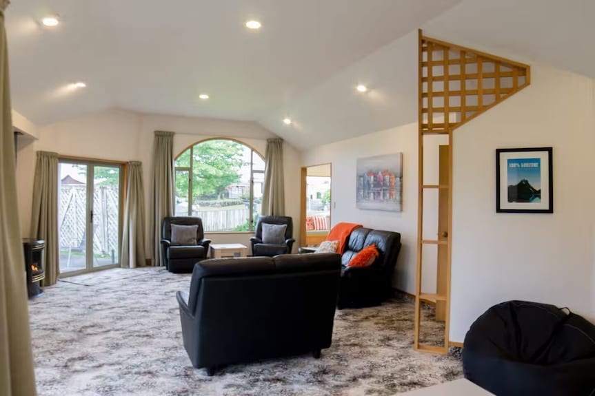 Luxmore House * Perfect Location *Free Fibre Wifi - 蒂阿瑙