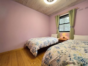 Quarto Twin Básico | Wi-fi grátis, roupa de cama fornecida 