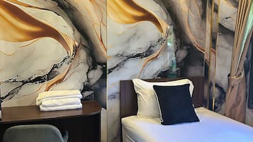 Twin Bed Room (No. 885) | 1 quarto, cortinas blackout, Wi-Fi de cortesia