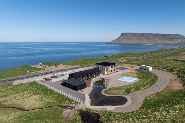 Búlandshöfði Family Paradise - Iceland