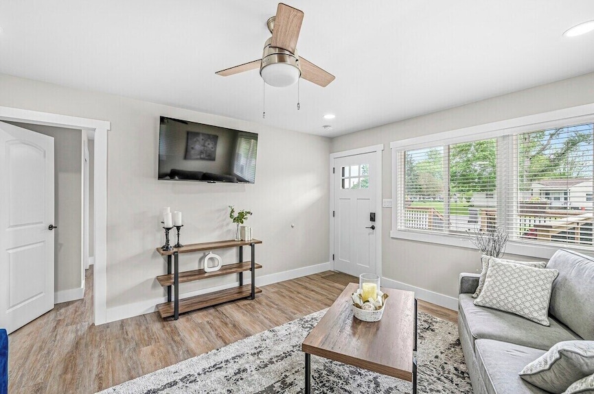 Renovated Urban Oasis In Indy - Indianapolis, IN