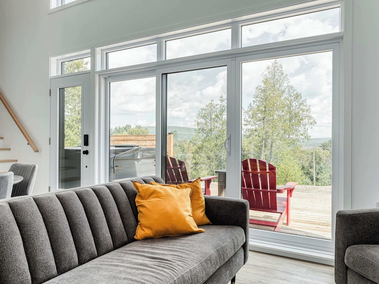 Spa And Mountain - Le Petit Nordik - Quebec