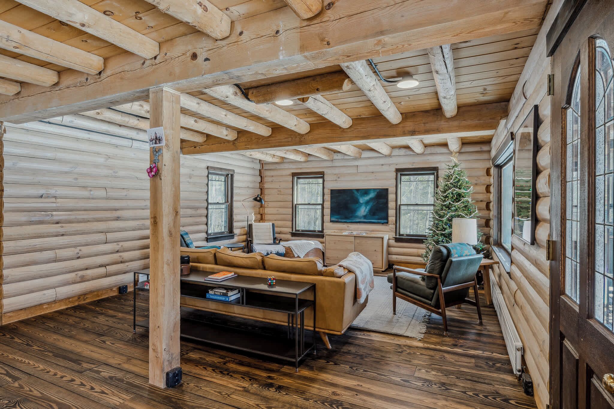 Blue & Sonny Hollow: Modern Cabin Firepit & Trails - Woodstock, VT