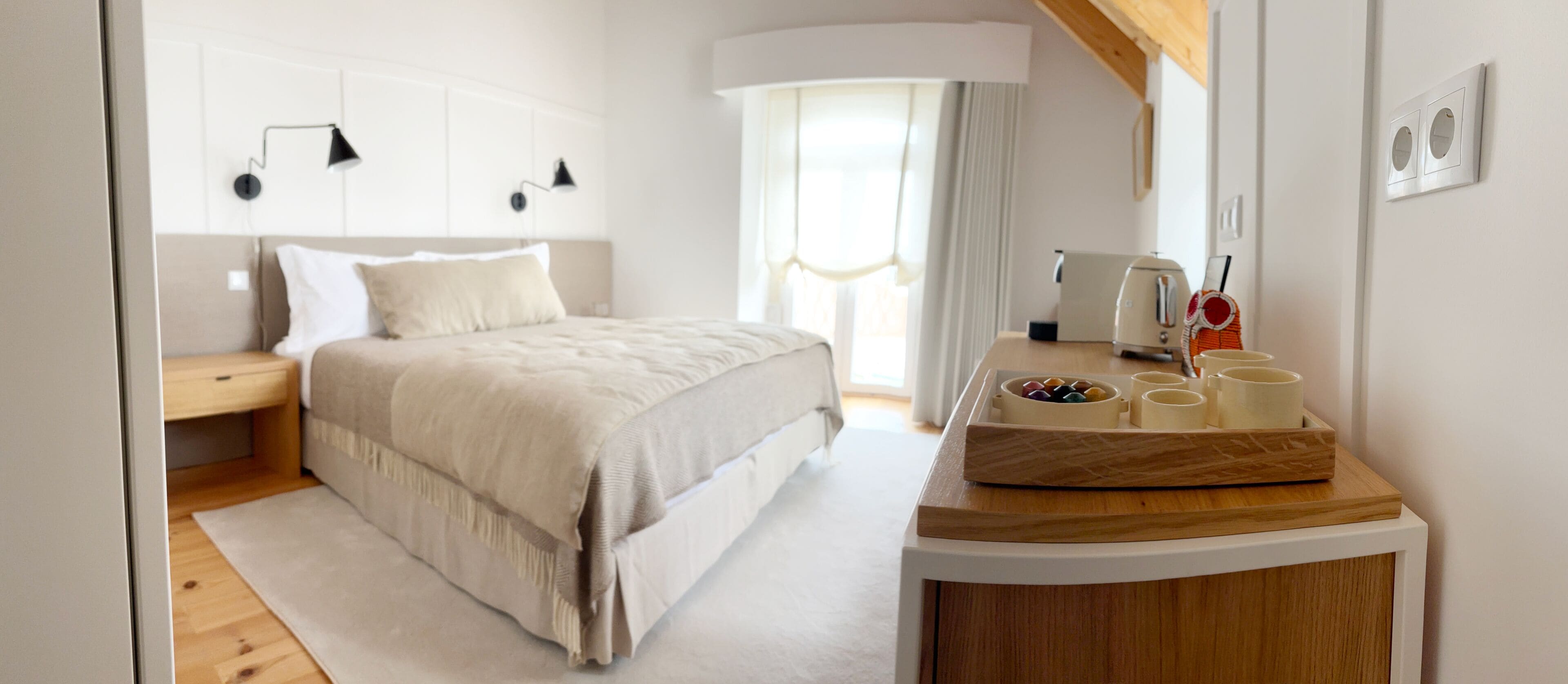 Quarto Duplo ou Twin Design | Cofre no quarto, Wi-fi grátis 