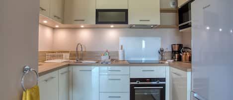 Apartamento conforto, vista para o vale | Cozinha privada | Chaleira elétrica, torradeira
