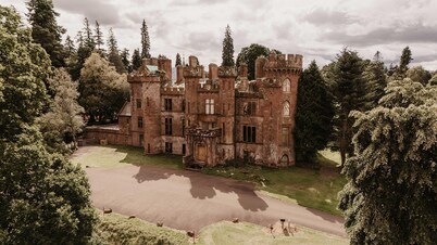 Luxury Woodland Lodge Retreat at Culdees Castle