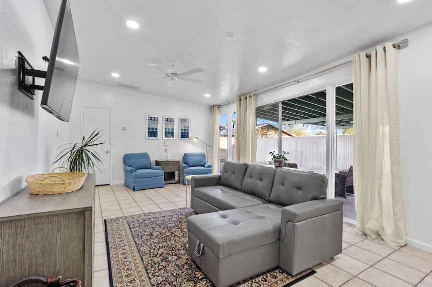 Saguaro Sanctuary- Newly Renovated Retreat - Tucson, AZ