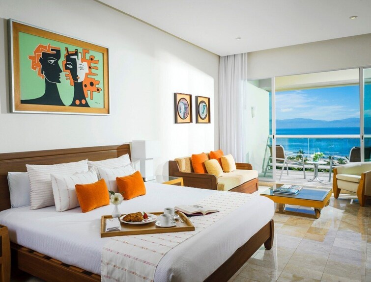 Complete Luxury-in This Charming 2 Br. Suite In One Of The World's Best Resort - Puerto Vallarta