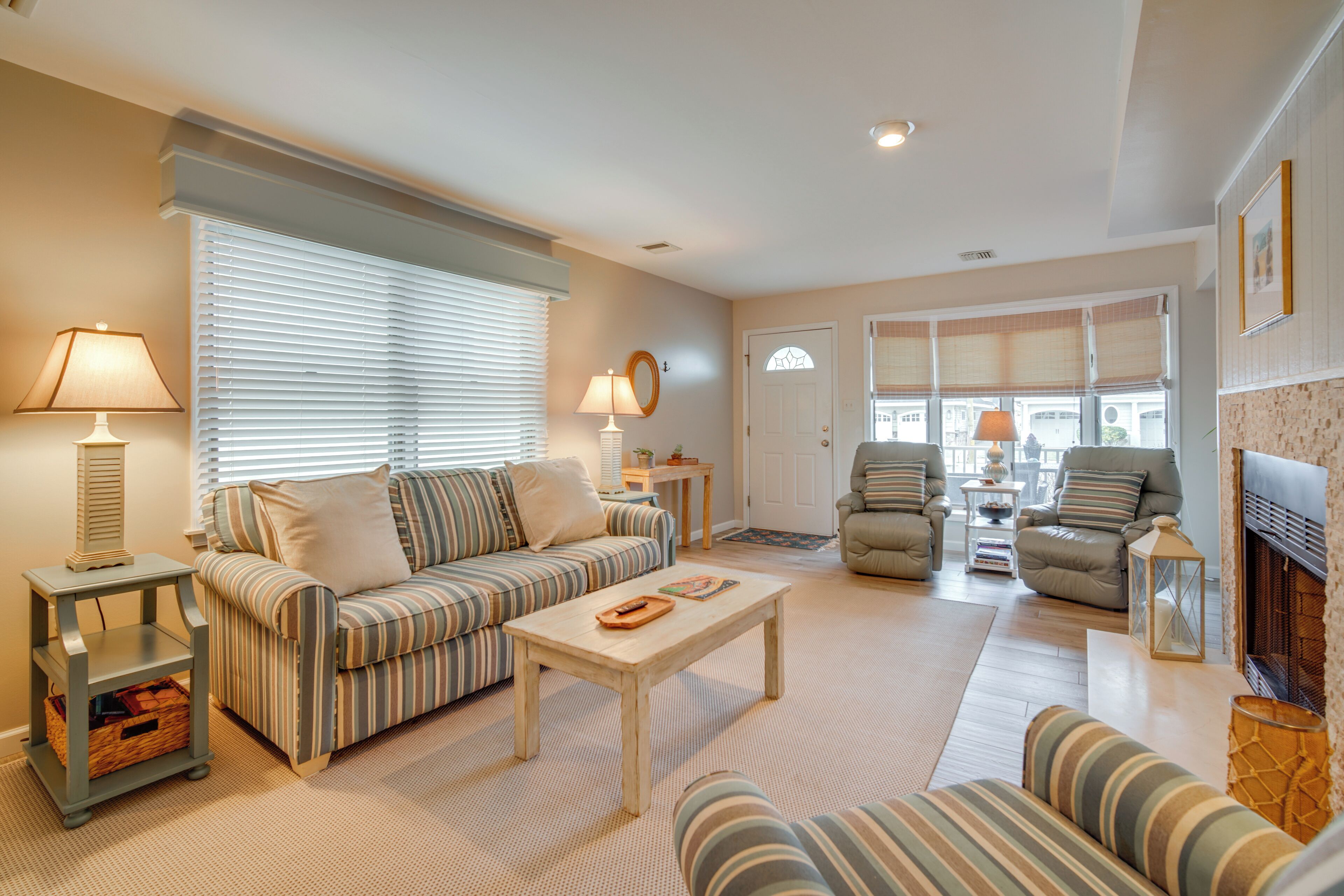 Steps To Beach: Townhome W/ Balcony In Ocean City - Ocean City, NJ