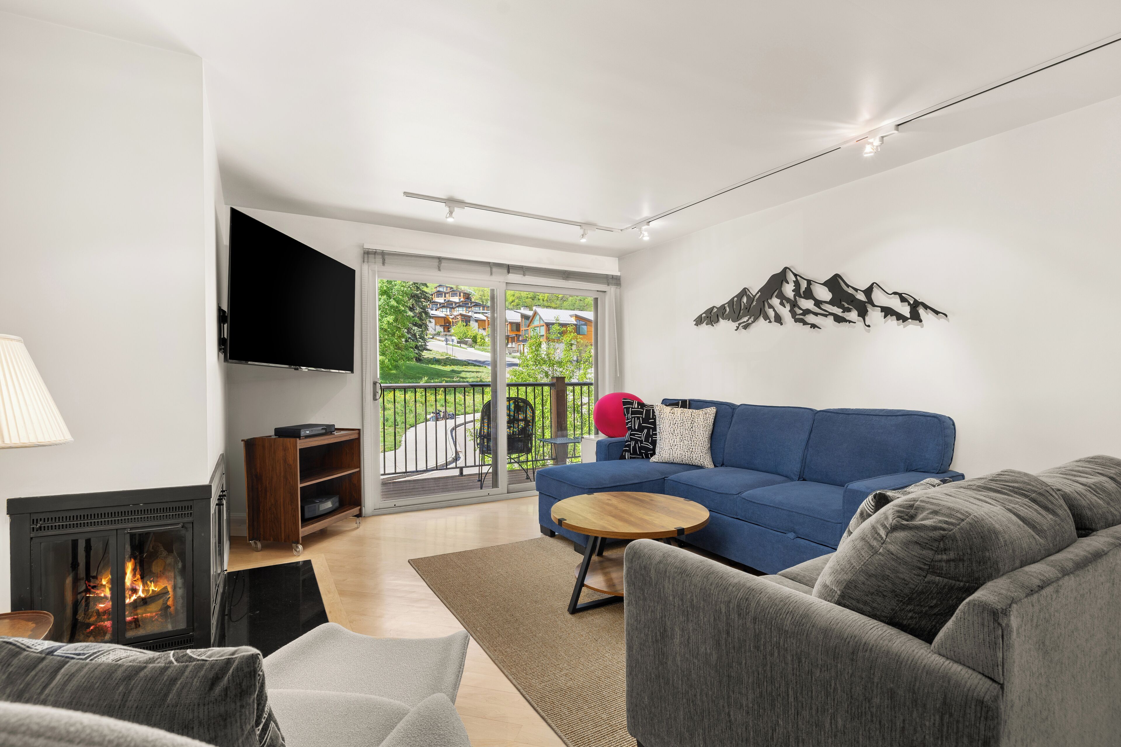 Southpoint 2d | Prime Access To Aspen Mountain, 2 Bed / 2 Bath With Stunning Mountain Views - Aspen