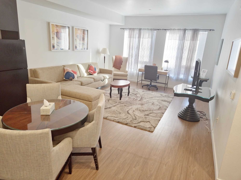 Premier Apts In Vibrant Downtown La - Los Angeles, CA