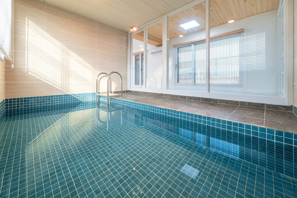 Quarto Básico, 2 quartos (Private Pool Villa 6) | 1 quarto, Wi-fi grátis