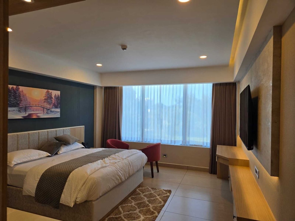 Moonbasa Boutique Hotel & Spa, Infopark, Kakkanad - Kochi