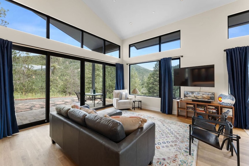 Pineview Panorama Luxe Retreat | 20 Mins 2 Boulder - Lyons, CO