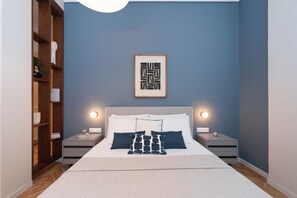 Apartamento luxo, cozinha | 3 quartos, cofres nos quartos, individualmente decorados
