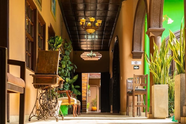 503 Casa Hostal - San Salvador