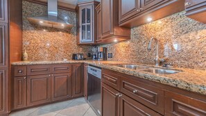 Apartamento em Condomínio Fechado, várias camas, varanda, vista para o oceano (Sonoran Sky SKY 408) | Cozinha privada