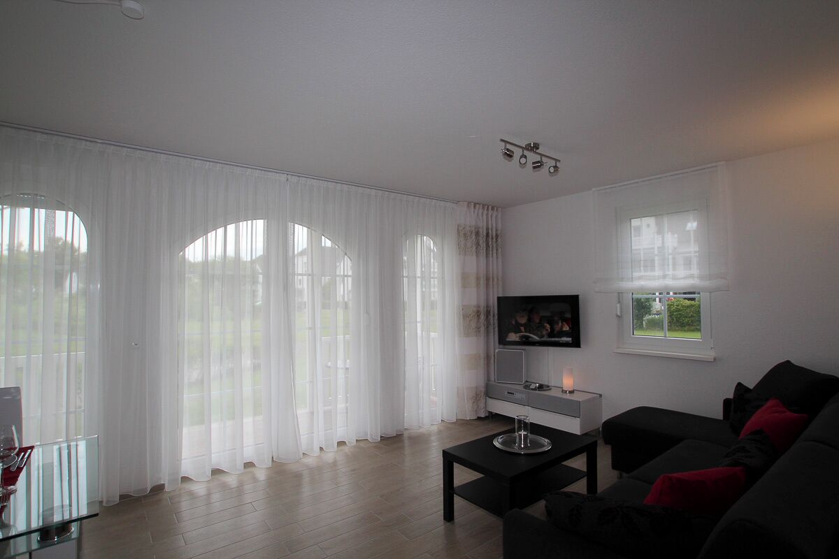 Das Wunderschöne, Neue 2-zimmer-appartement Bietet Platz Für Maximal 4 Personen.<br>die Villa Steht In Strandnähe Und Die Wohnung Ist Hell Und Freundlich. - Nienhagen