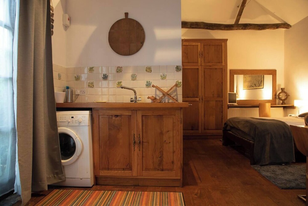 Charming 18th Century Georgian Barn Conversion. - Staythorpe | Vrbo