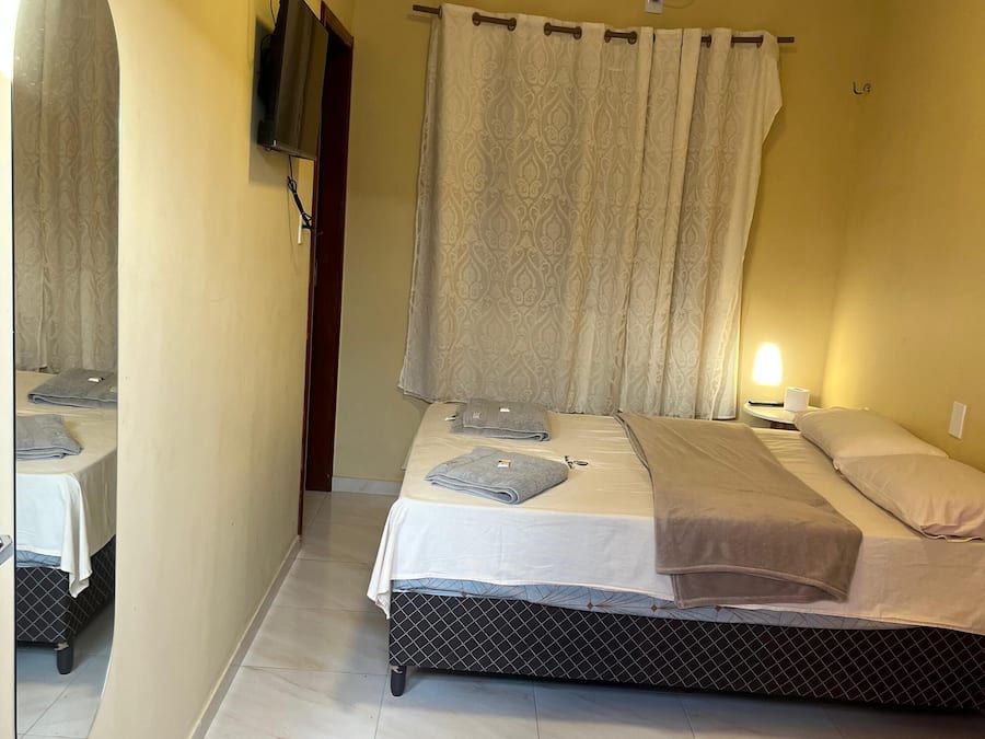 Quarto Duplo Premium, não fumadores, ar condicionado | Minibar, Wi-fi grátis, roupa de cama fornecida