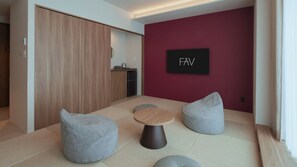 Quarto Quádruplo Tradicional | Cofre no quarto, ferro/tábua de engomar, Wi-fi grátis 