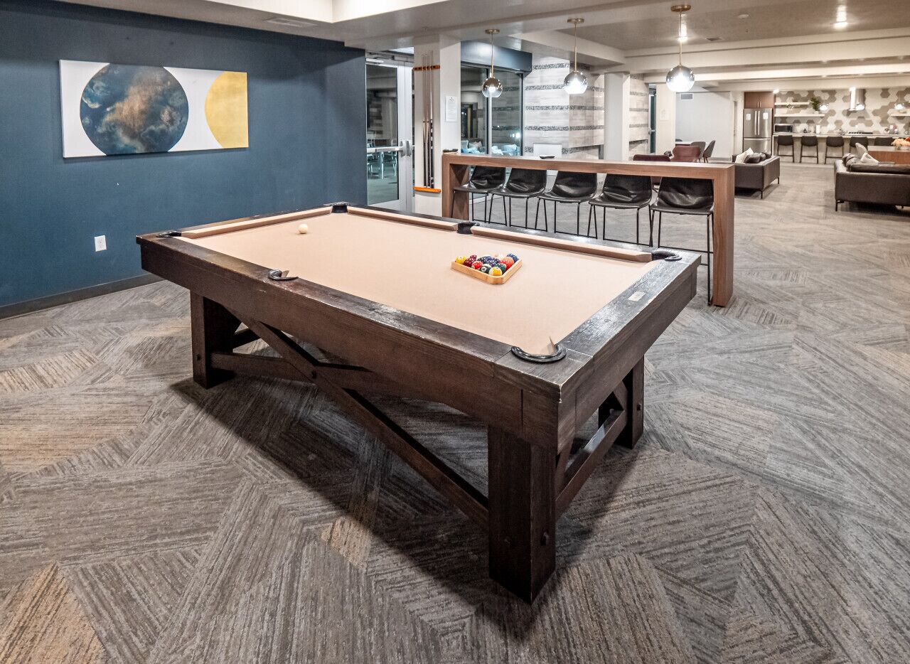 Stylish Studio N/convention Ctr - Pool, Htub+more! - Salt Lake City, UT